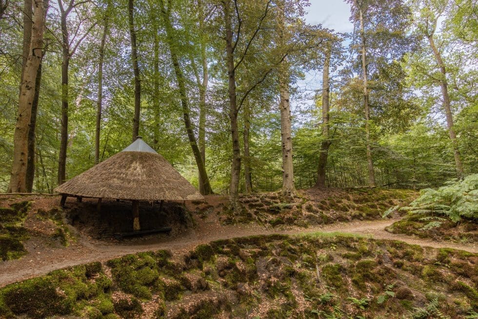 Rode wandelroute Paleispark Het Loo langs sprengen | Wandeldingen.nl